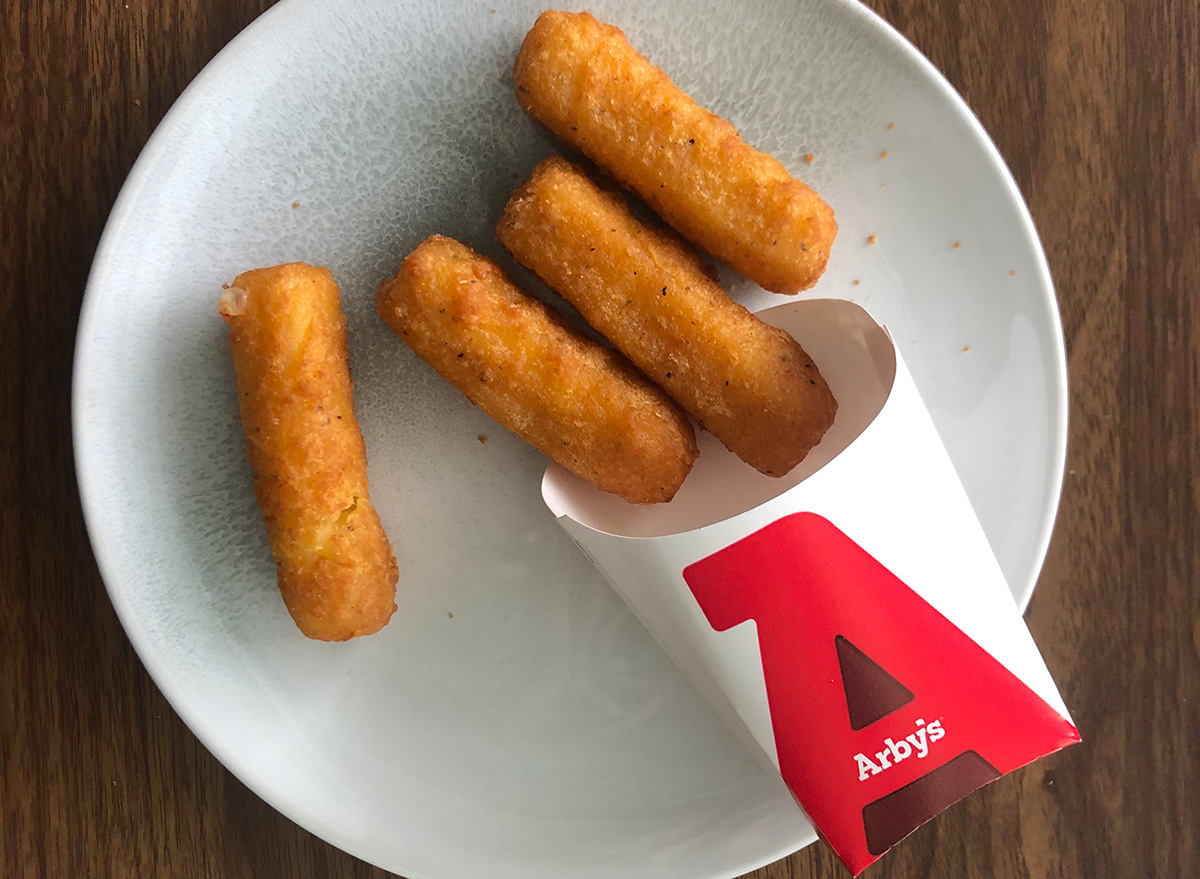 6 Fast-Food Mozzarella Sticks, Tasted & Ranked for 2024