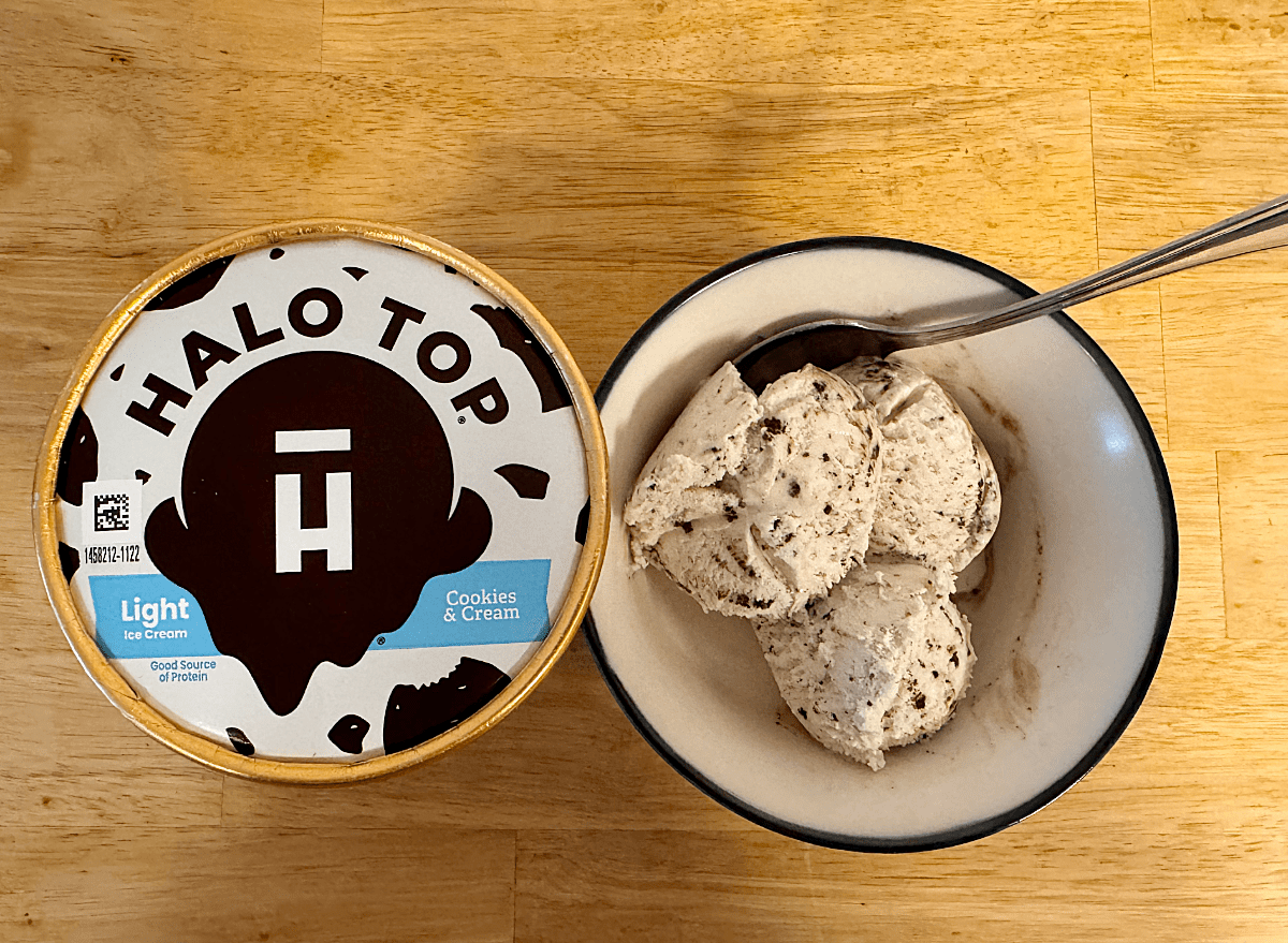 I Tried 9 Cookies and Cream Ice Creams & This Was #1