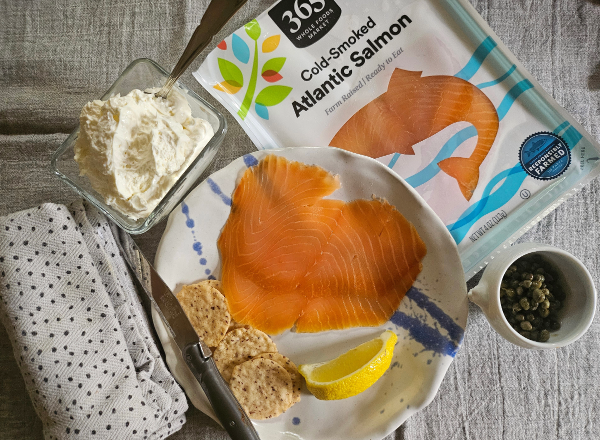 10 Popular Smoked Salmon Brands, Tasted & Ranked