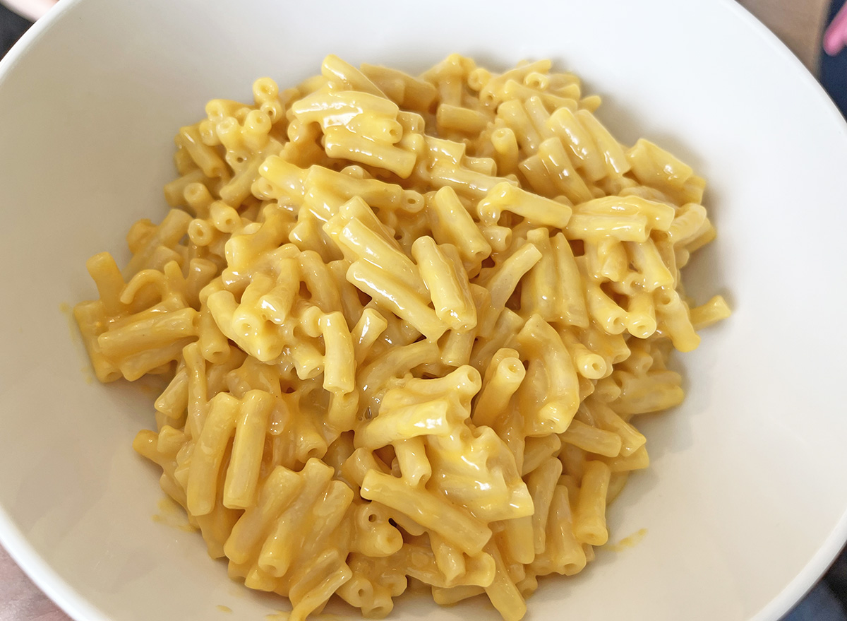 Kraft vs. Goodles Mac & Cheese: A Taste Test