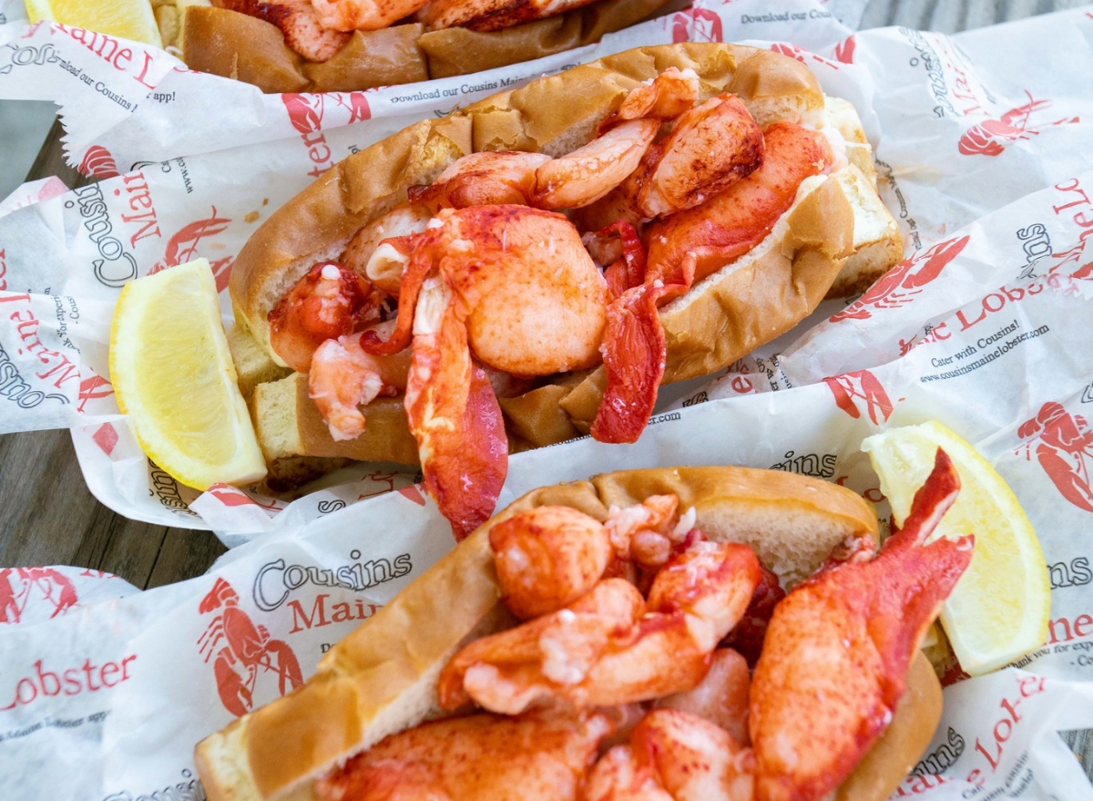 7 Seafood Chains Serving the Best Lobster Rolls, Ranked
