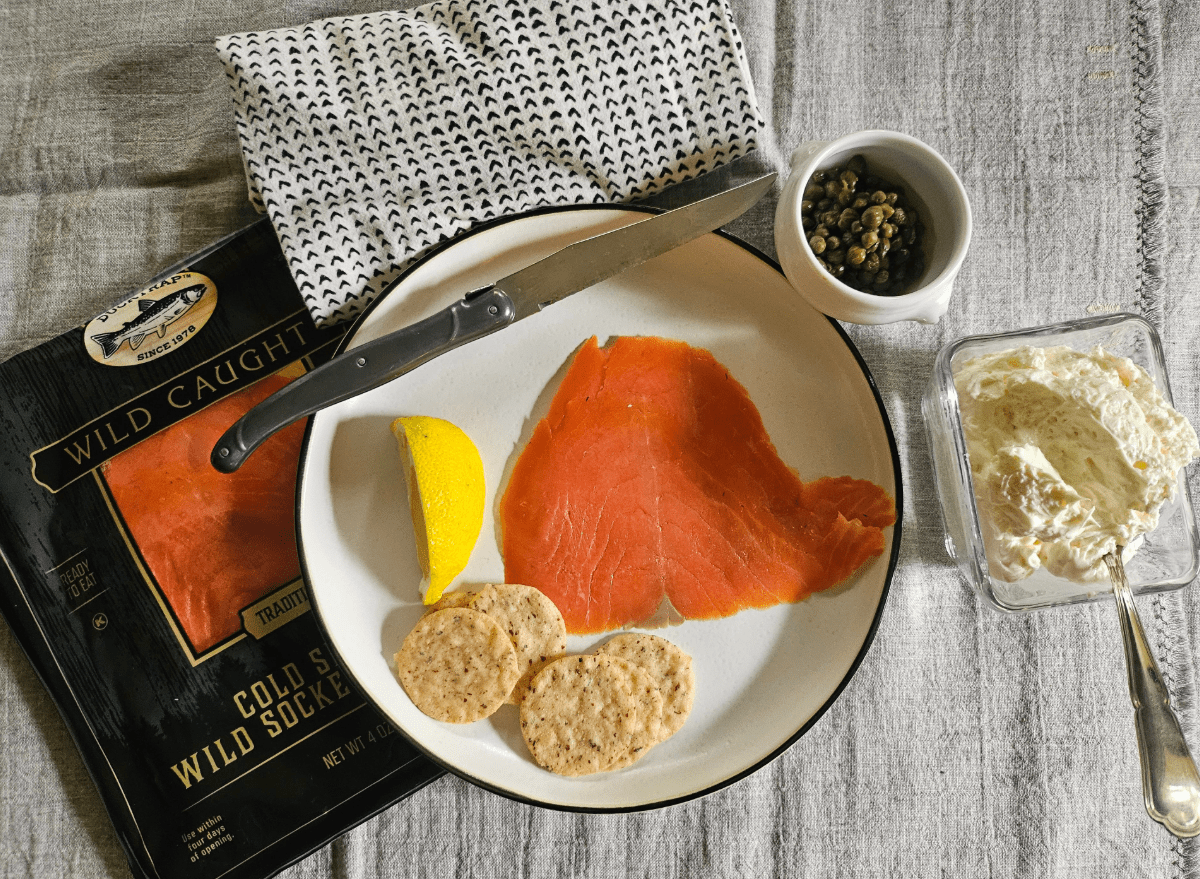 10 Popular Smoked Salmon Brands, Tasted & Ranked