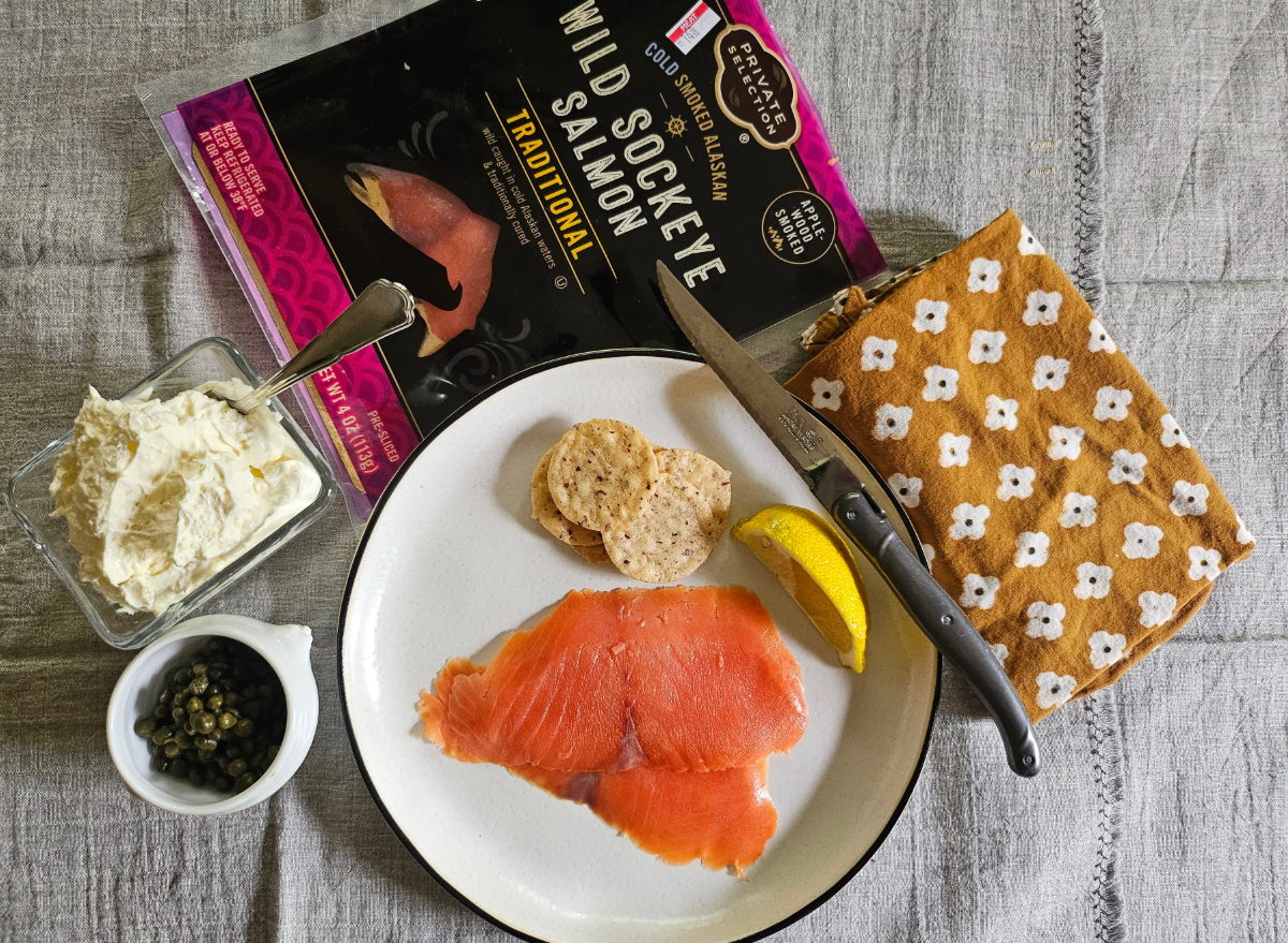 10 Popular Smoked Salmon Brands, Tasted & Ranked