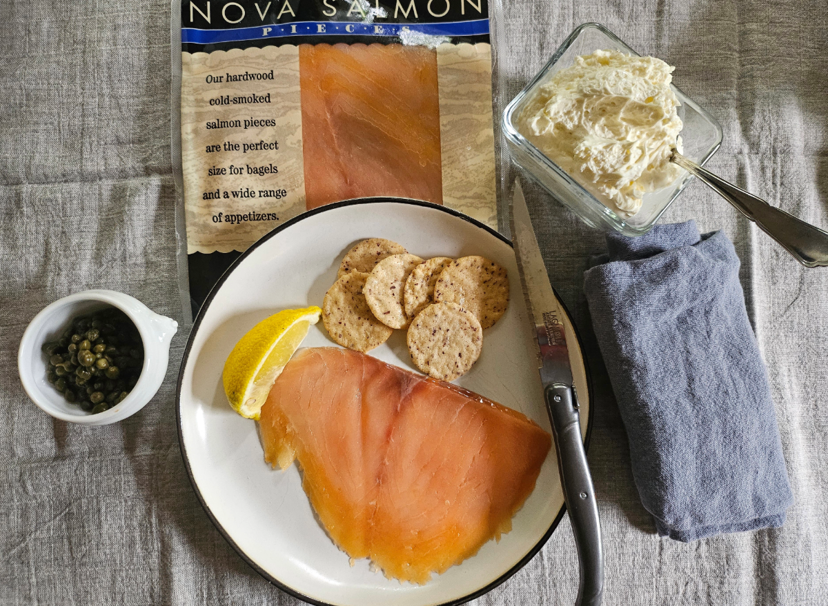 10 Popular Smoked Salmon Brands, Tasted & Ranked