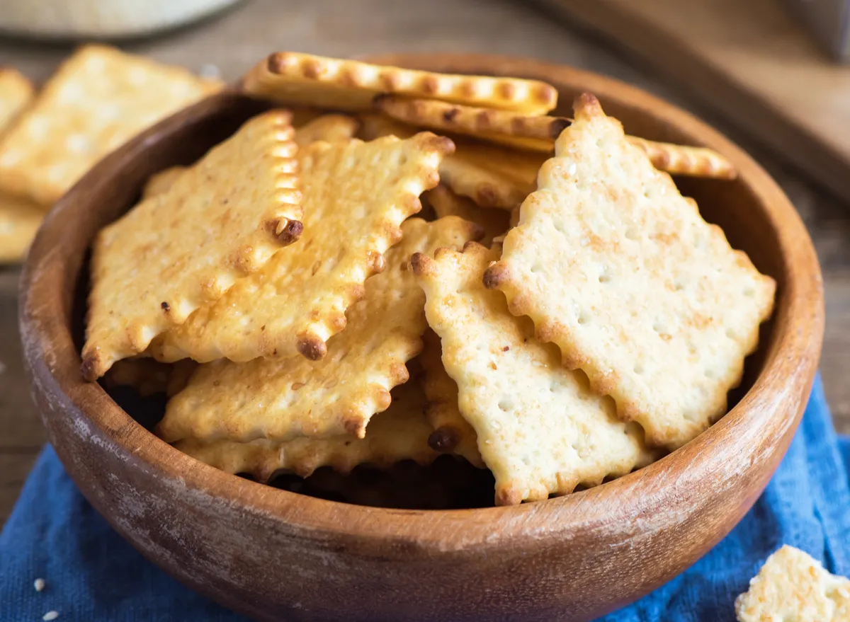 Are Wheat Thins Healthy? We Asked a Dietitian