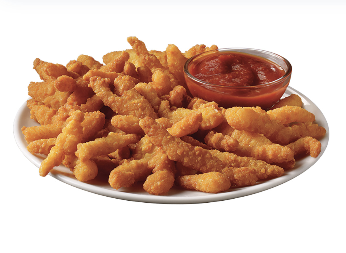 13 Restaurant Chains That Serve the Best Clams