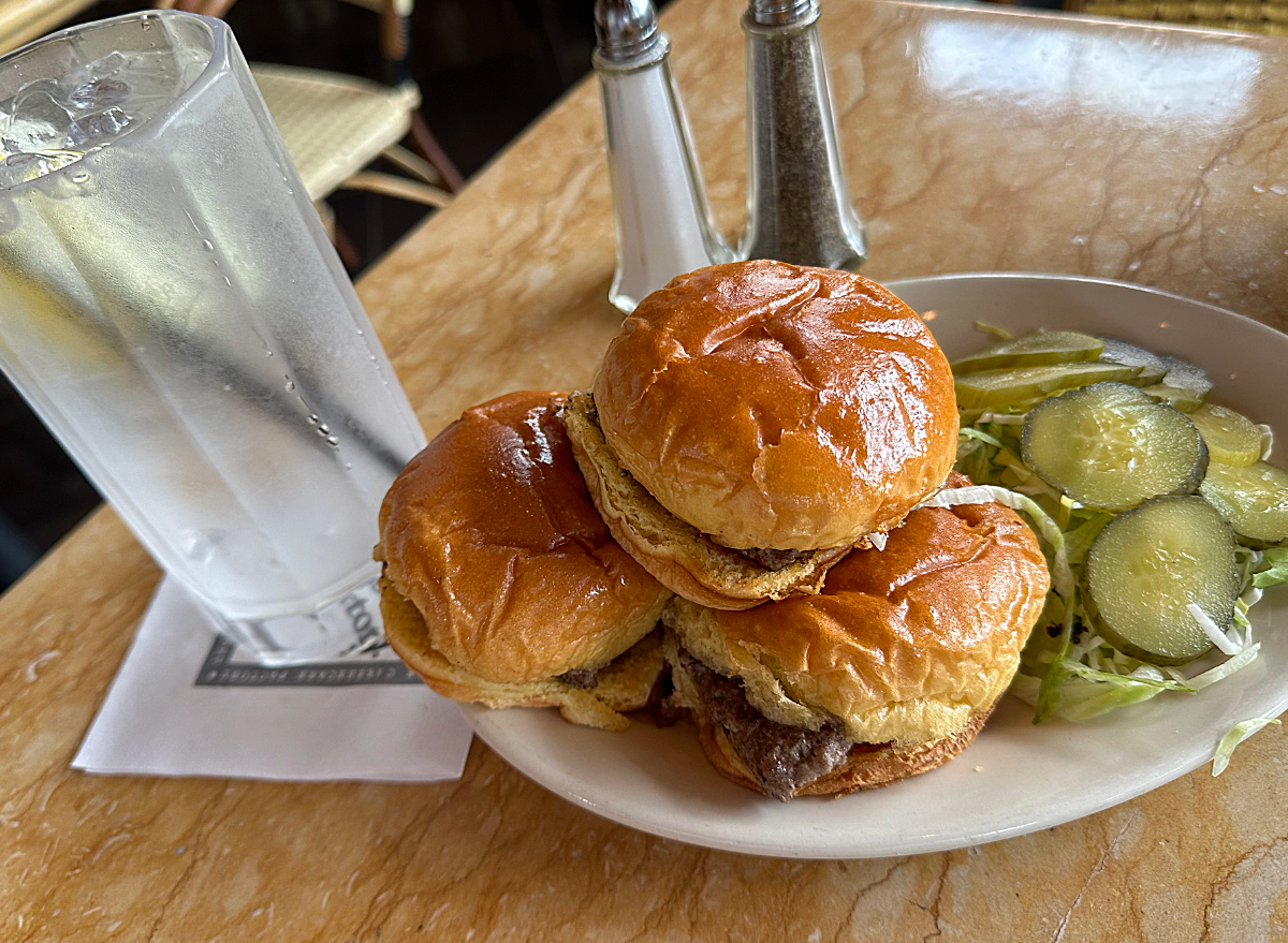 4 Restaurant Chain Burger Sliders, Tasted & Ranked for 2024