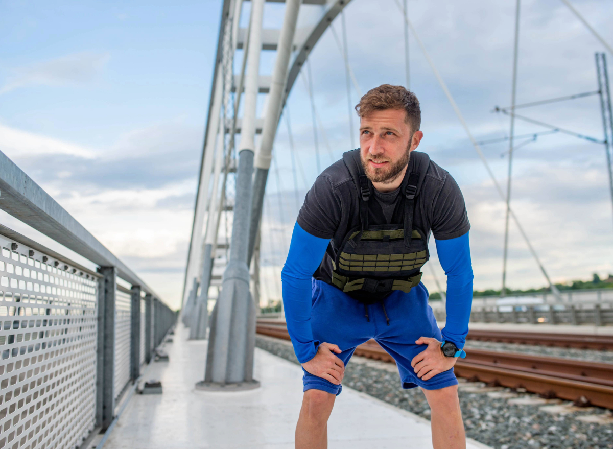 5 Expert Walking Techniques That Burn More Fat Than Running