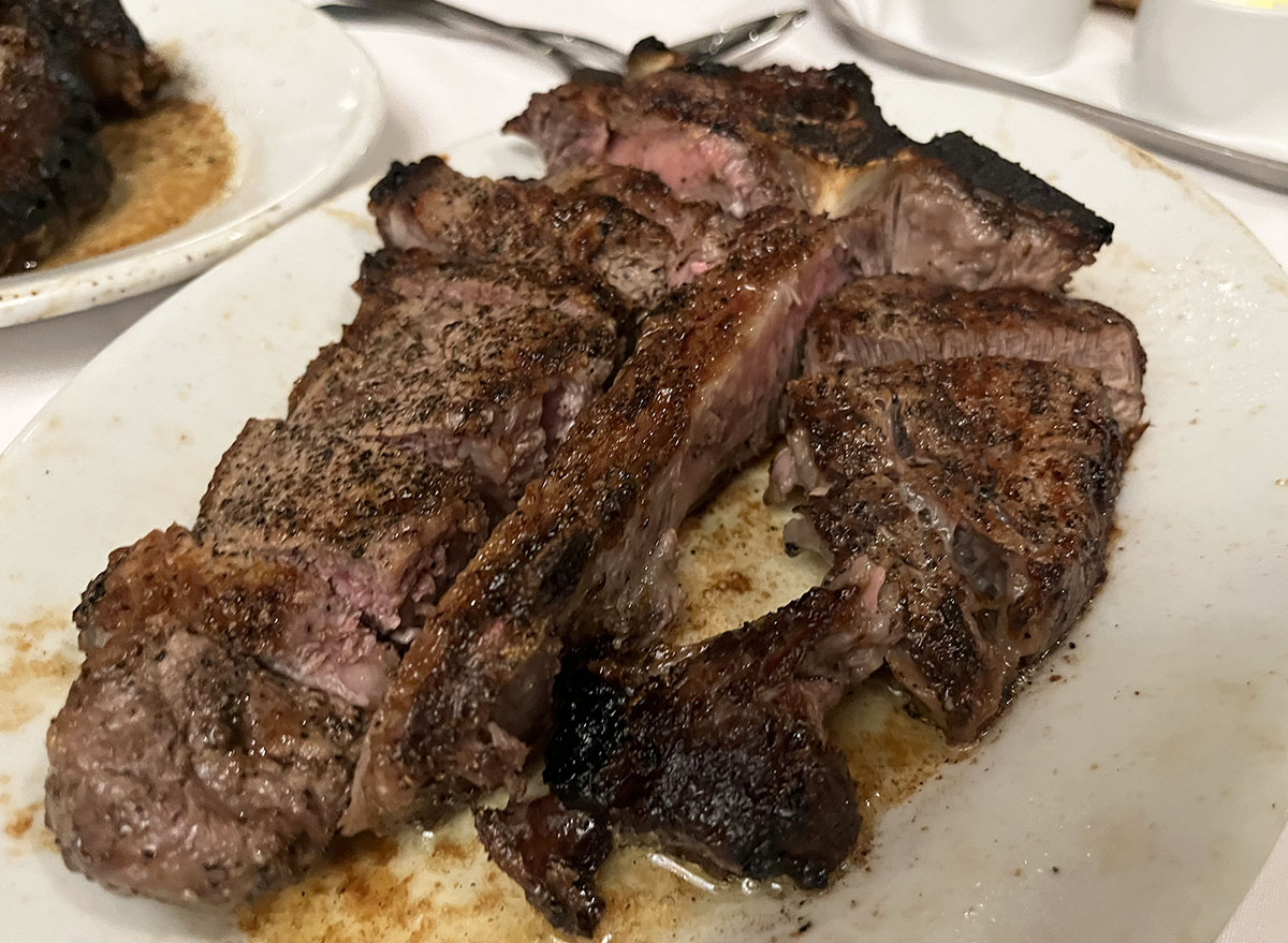4 Popular Ruth's Chris Steaks, Tasted & Ranked in 2024