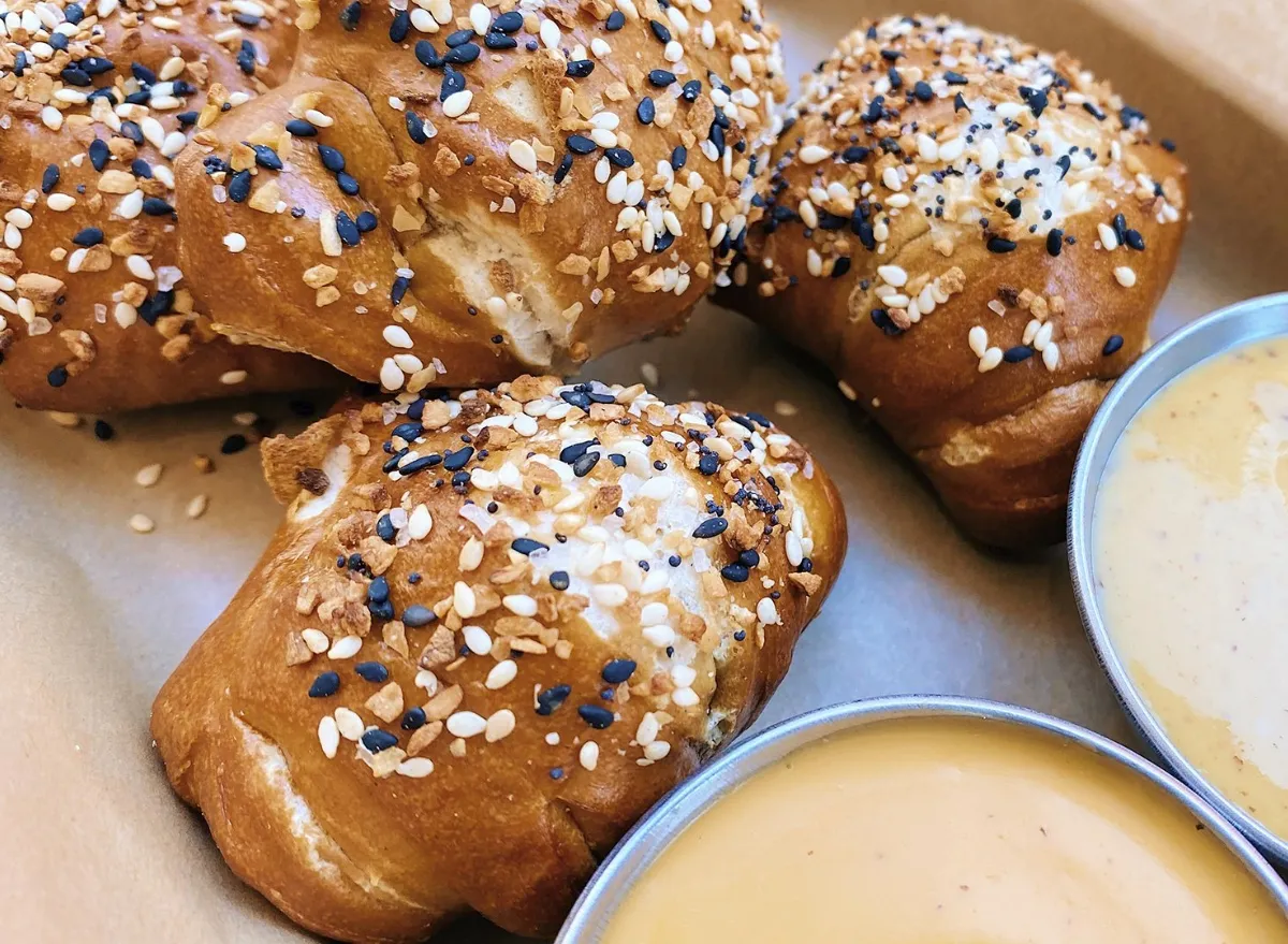 8 Restaurant Chains That Serve the Best Soft Pretzels