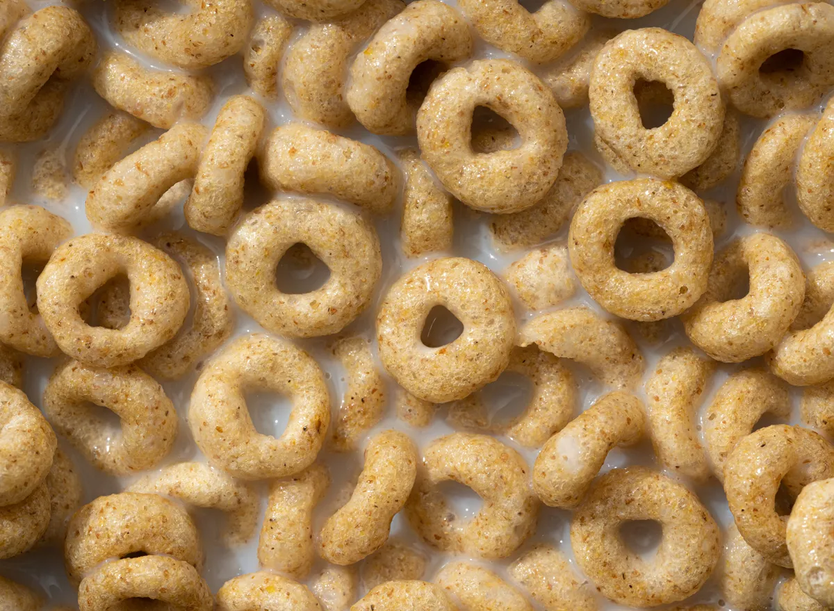 Are Cheerios Healthy? What a Dietitian Wants You To Know