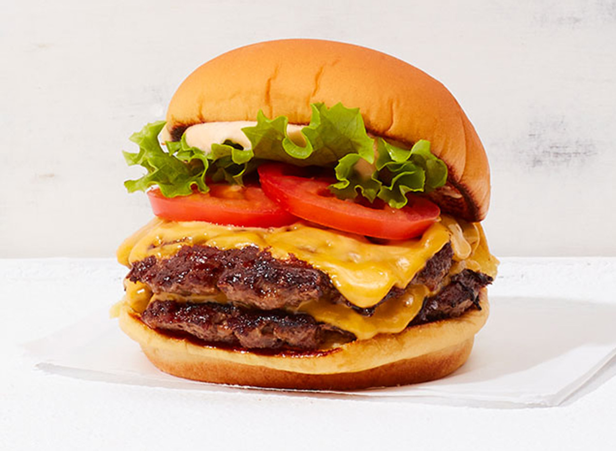 6 Fast Food Chains That Actually Use 100% Real Meat