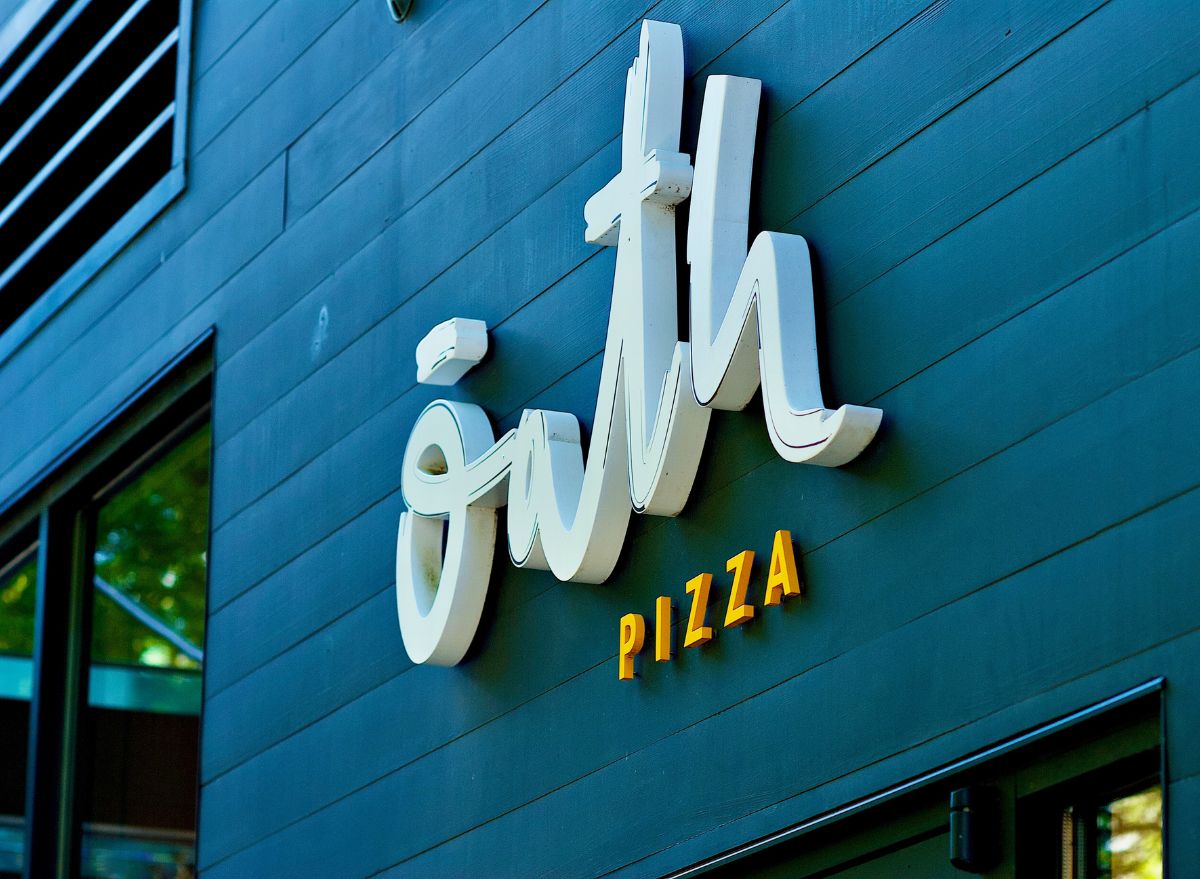 15 Restaurant Chains Facing Bankruptcy In 2024