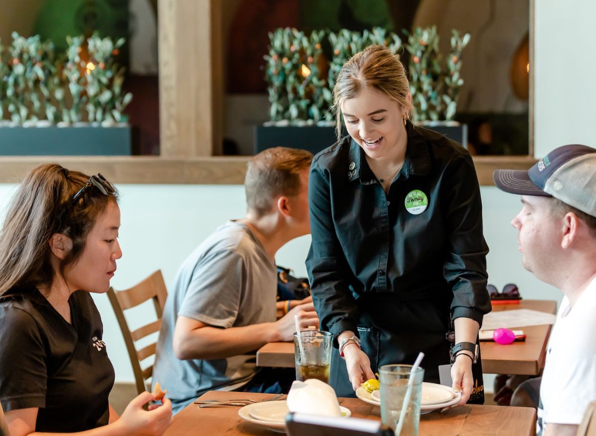 Olive Garden Is Bringing Back 2 Popular Dishes