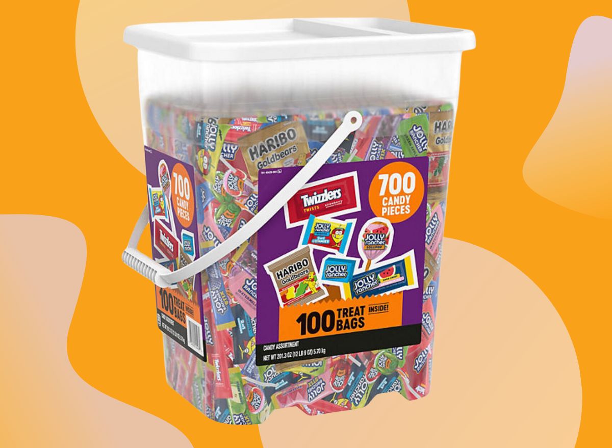 Where to Find the Best Halloween Candy Deals In 2024