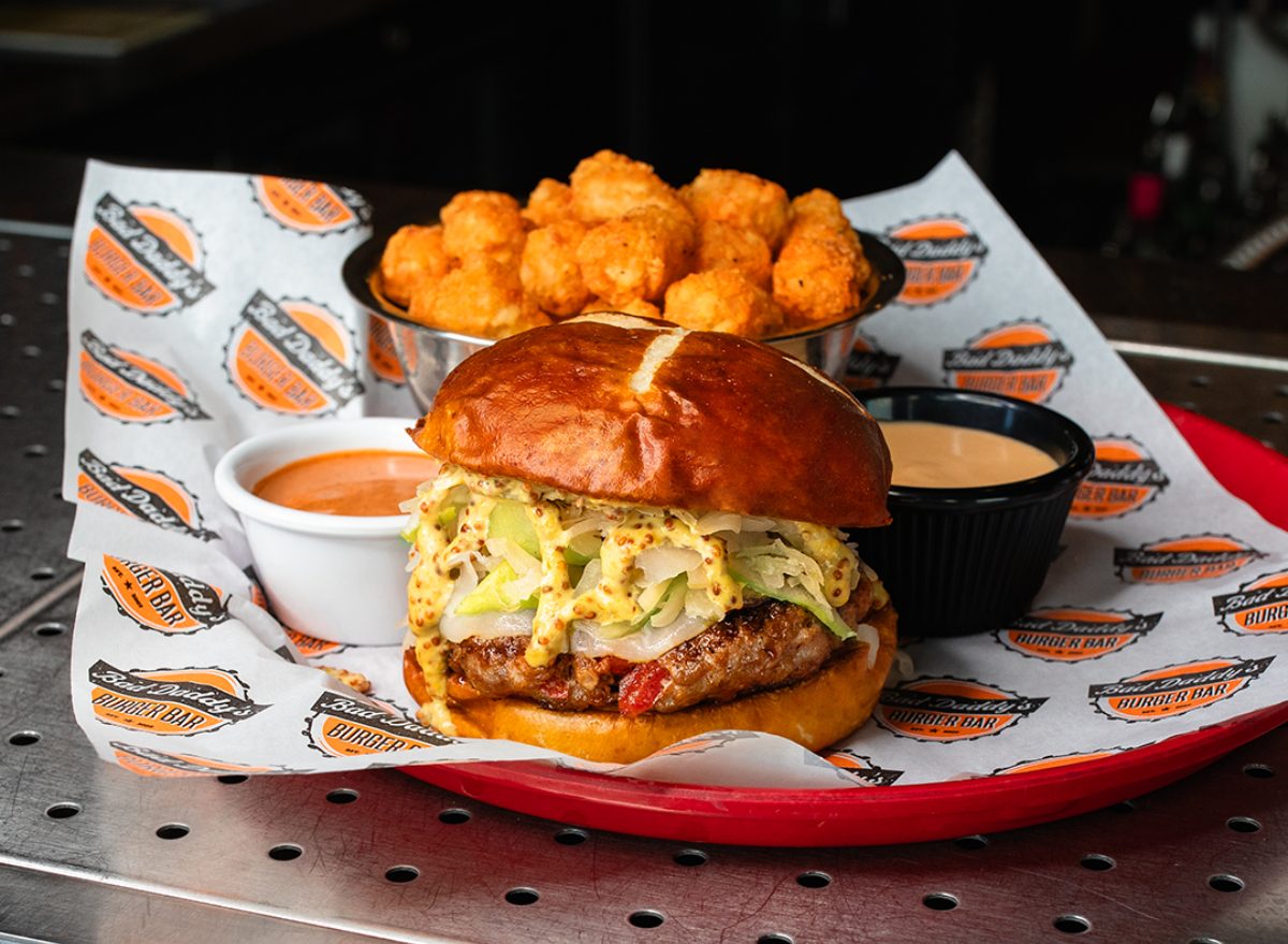 7 Best Oktoberfest Restaurant Specials You Can Score in 2024