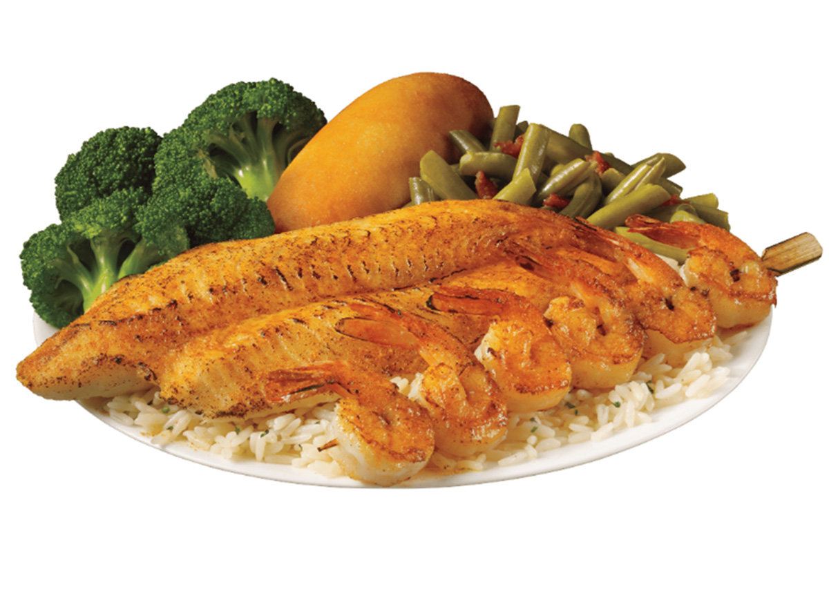 7 Healthiest Menu Items at Captain D’s, According to a Nutritionist