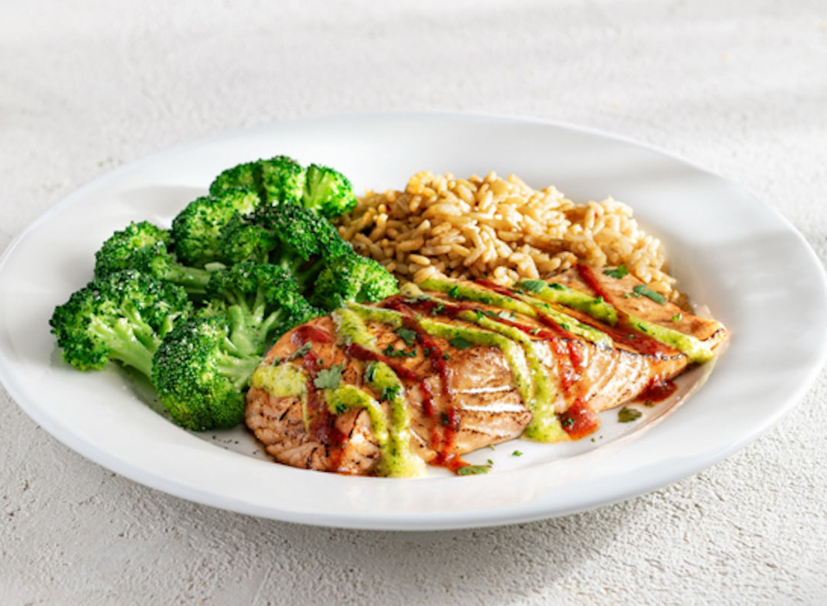 8 Healthiest Chili’s Menu Items, According to Dietitians