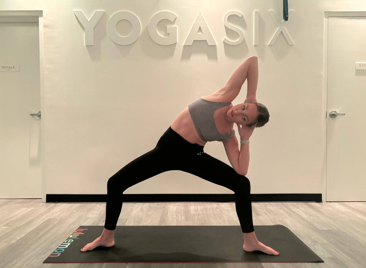 5 Daily Yoga Workouts to Sculpt Lean Abs