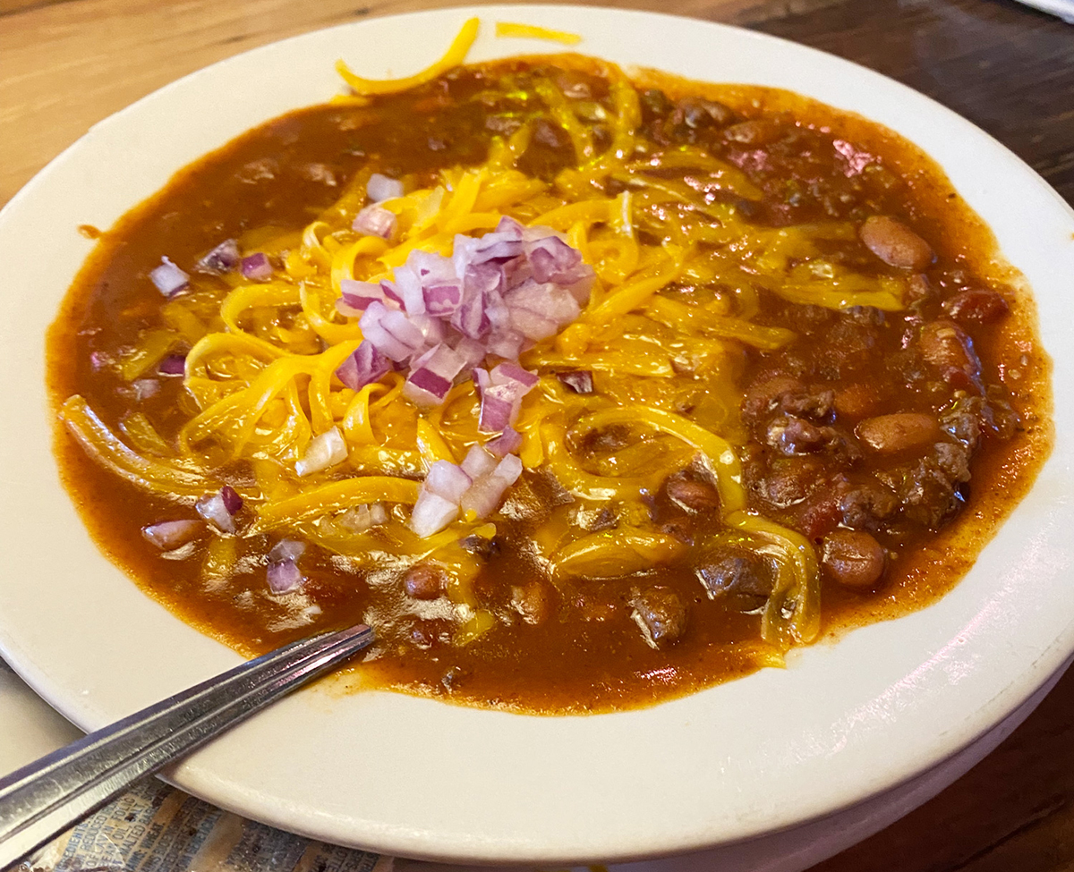 9 Texas Roadhouse Facts That Are Juicier Than Its Steaks