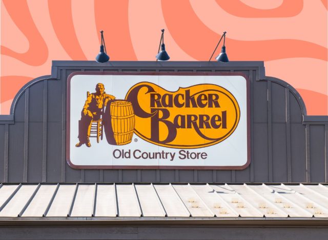 Cracker Barrel's 2024 Holiday Menu Is Here