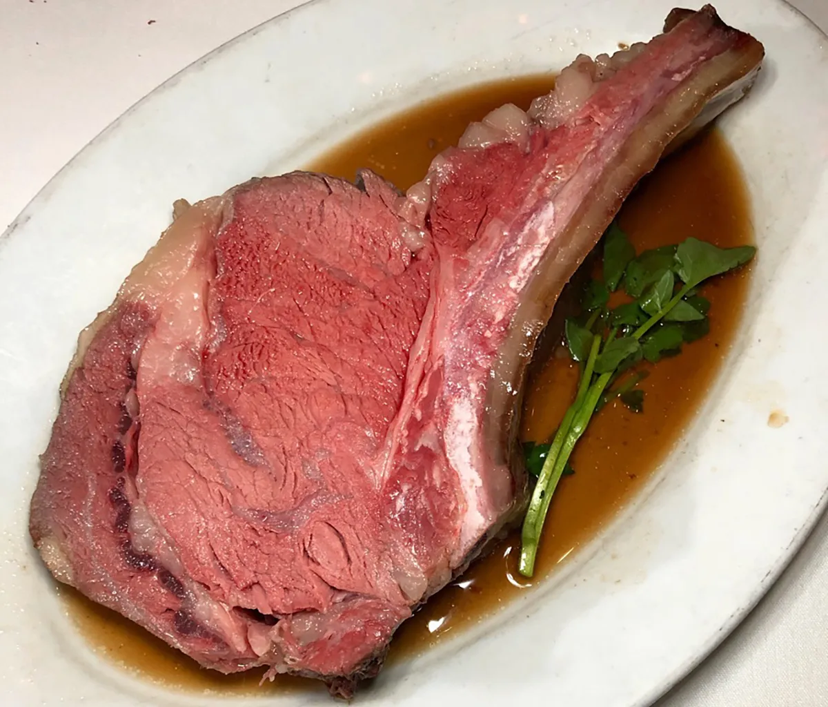 8 Steakhouse Chains That Serve the Best Prime Rib