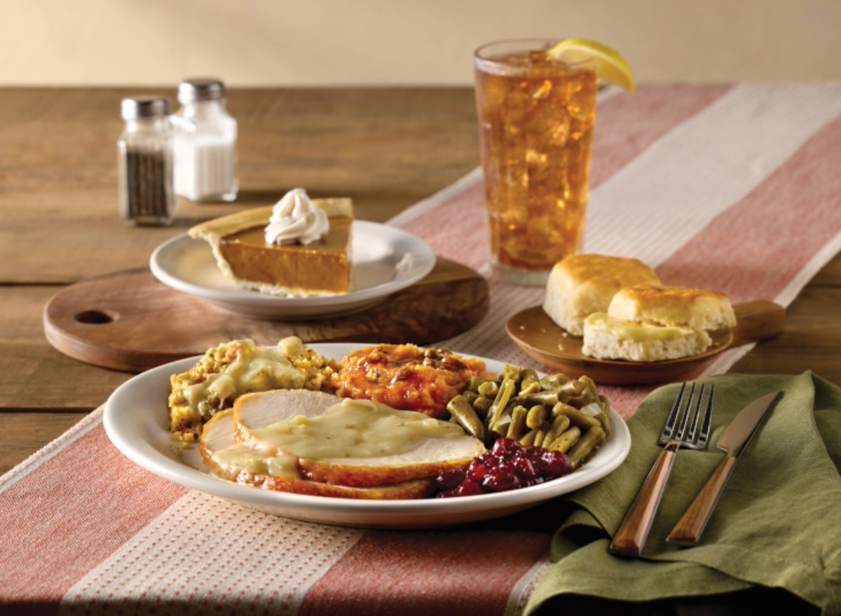 Cracker Barrel Thanksgiving 2024: Hours, Menu & Deals