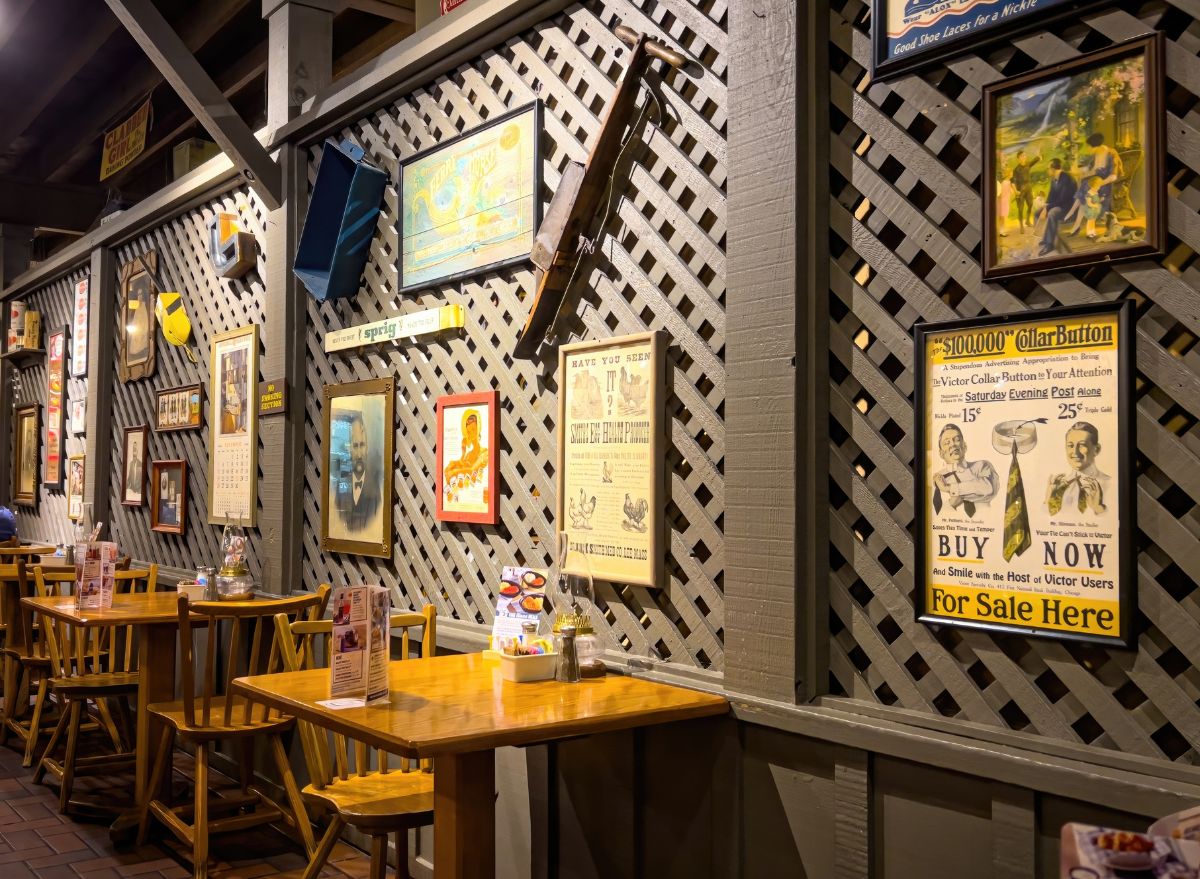 Cracker Barrel Is Finally Making a Comeback