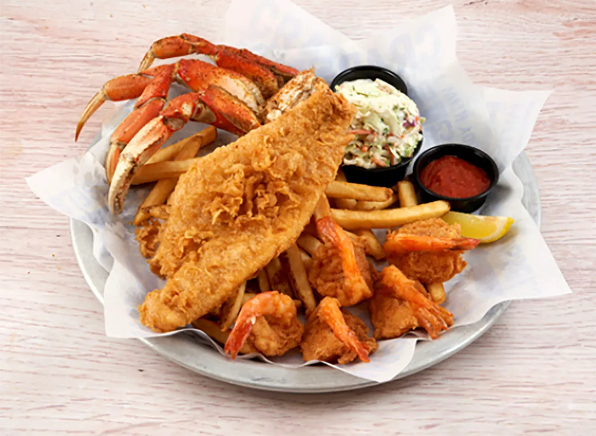 10 Restaurant Chains That Serve the Best Fried Fish