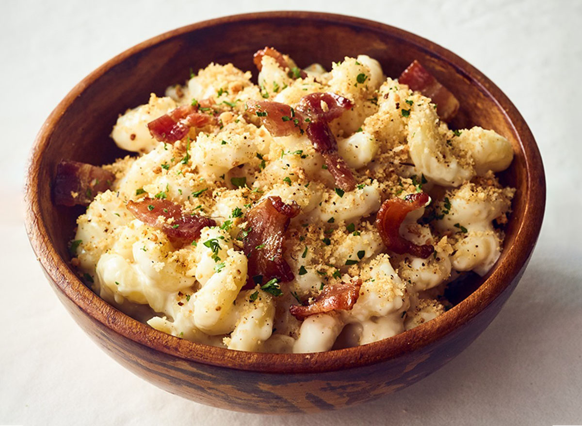 10 Restaurant Chains That Serve the Most Gourmet Mac & Cheese