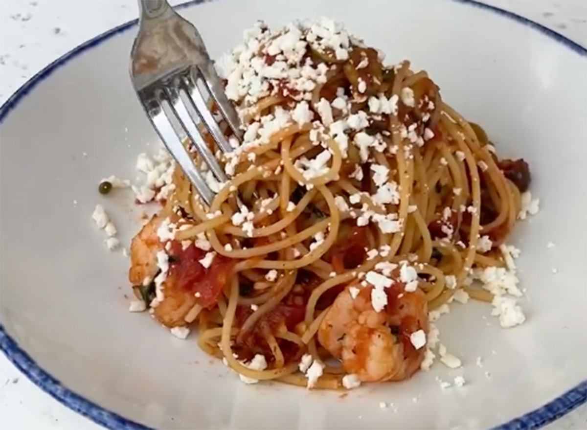 13 Restaurant Chains That Serve the Best Seafood Pastas