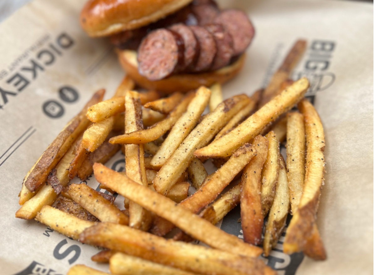 9 Fast-Food Chains That Use Fresh-Cut Potatoes For Their Fries
