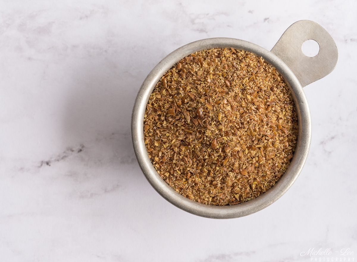 12 Superfood Toppings That Make Oatmeal Healthier