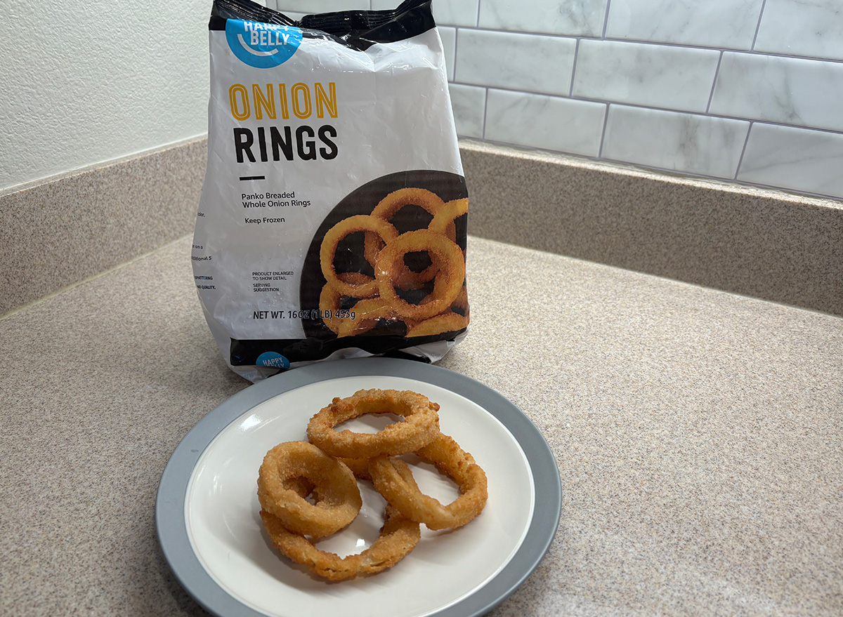 I Tried 5 Frozen Onion Ring Brands and The Best One Puts Restaurants To ...