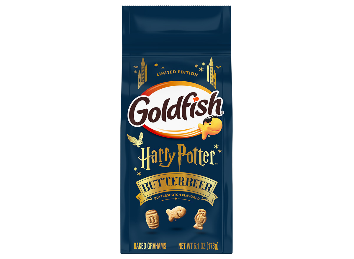Harry Potter Fans Are Racing to Stores for Goldfish’s New Butterbeer Flavor