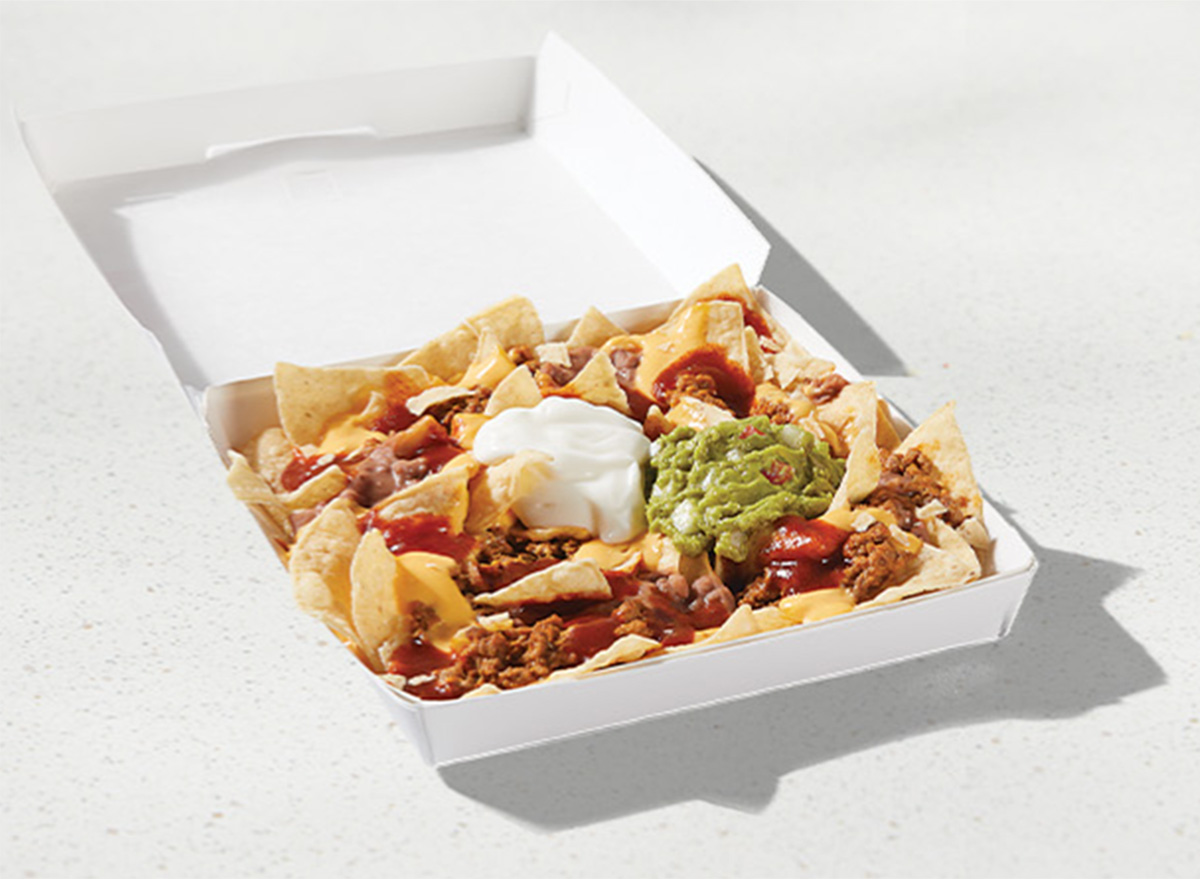 10 Fast-Food Chains That Serve the Best Nachos