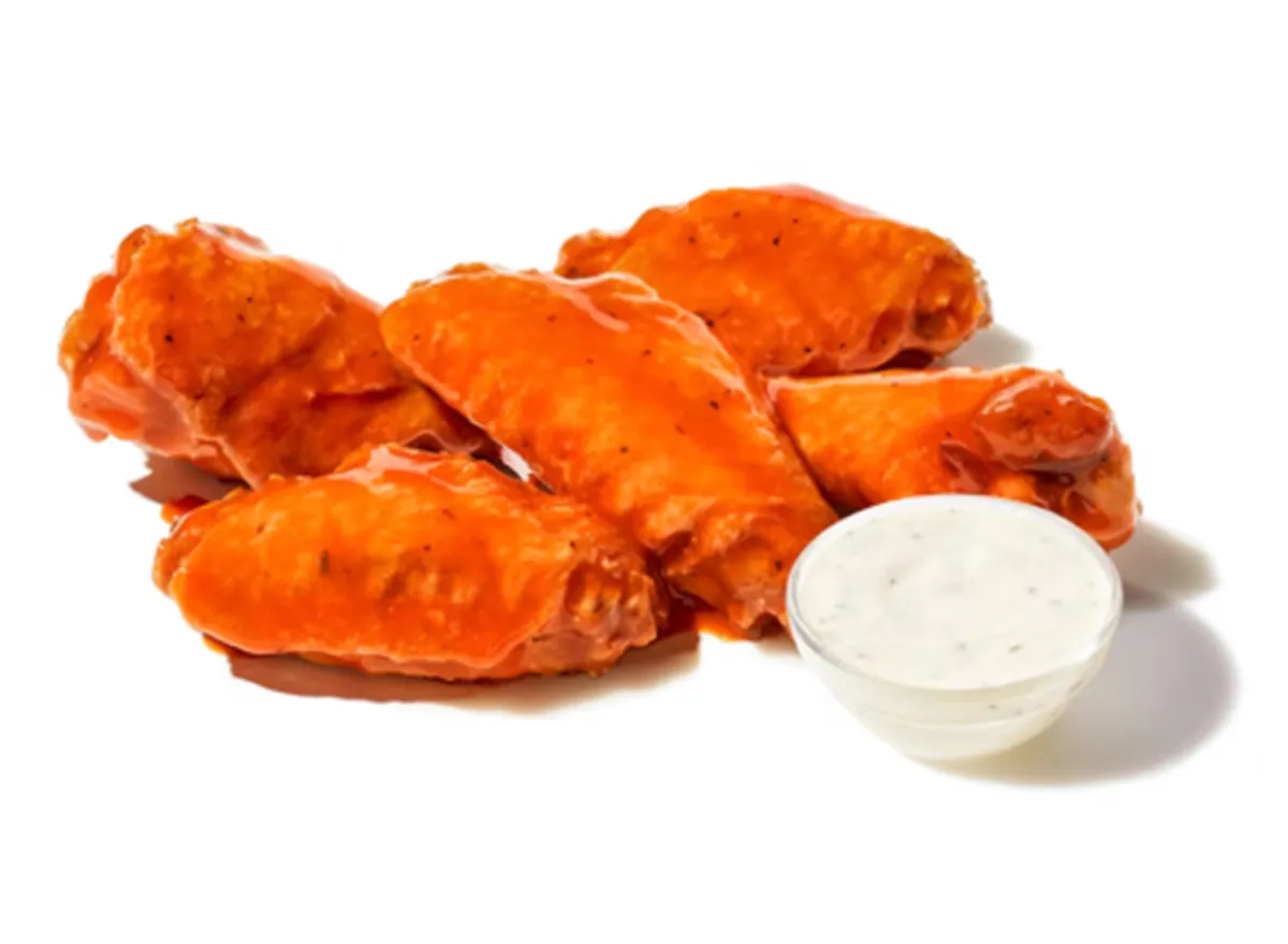 These 8 Fast-Food Chains Serve the Best Wings, Ranked by Crispiness and ...