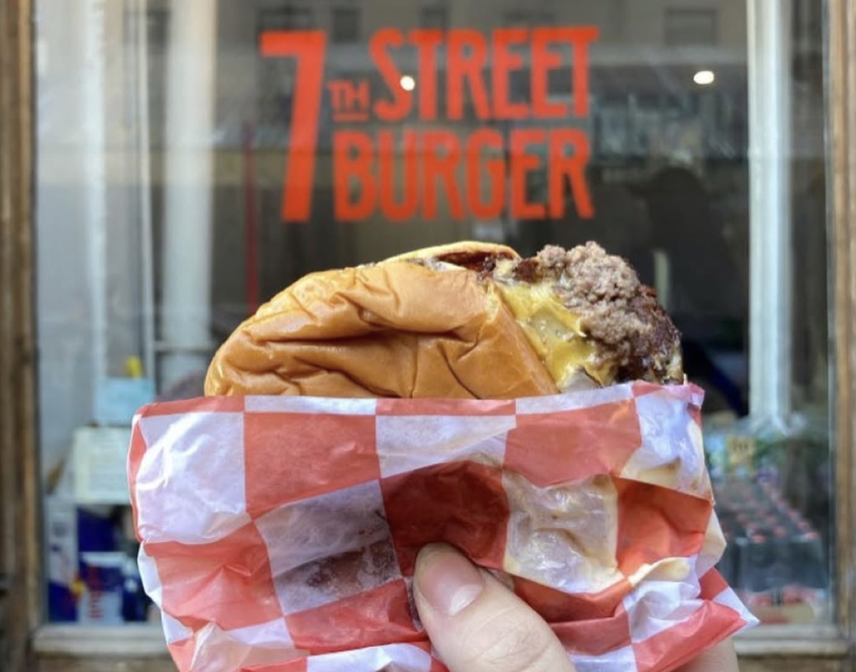 7 Regional Burger Chains You're About to See Everywhere