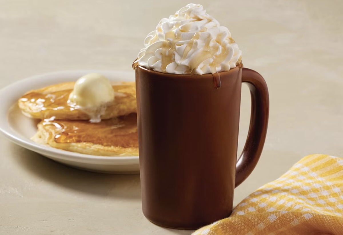 Cracker Barrel Just Dropped This New Spring Menu With a Surprising Oreo ...