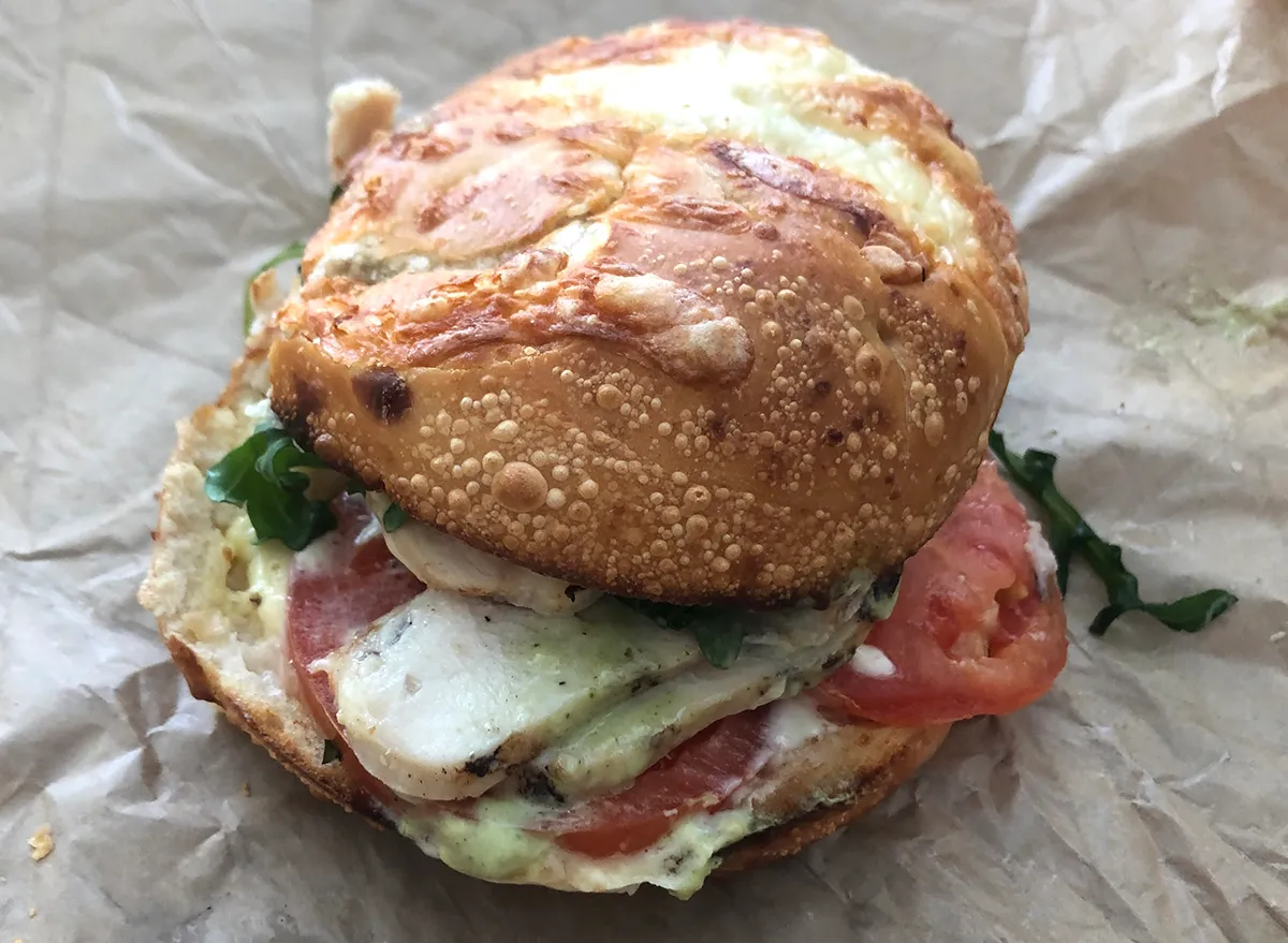 I Tried the Grilled Chicken Sandwich at 6 Chains and the Winner Was a ...
