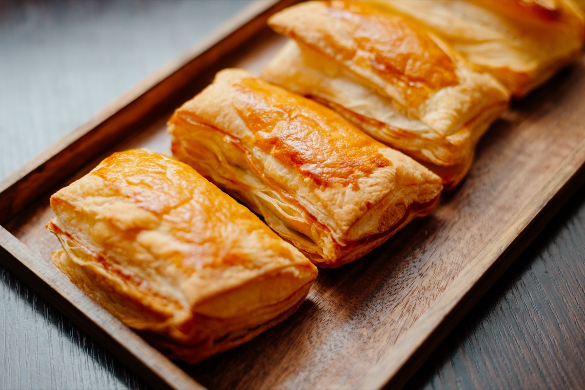 13 Worst Foods to Eat Before Bed, Ranked by Experts