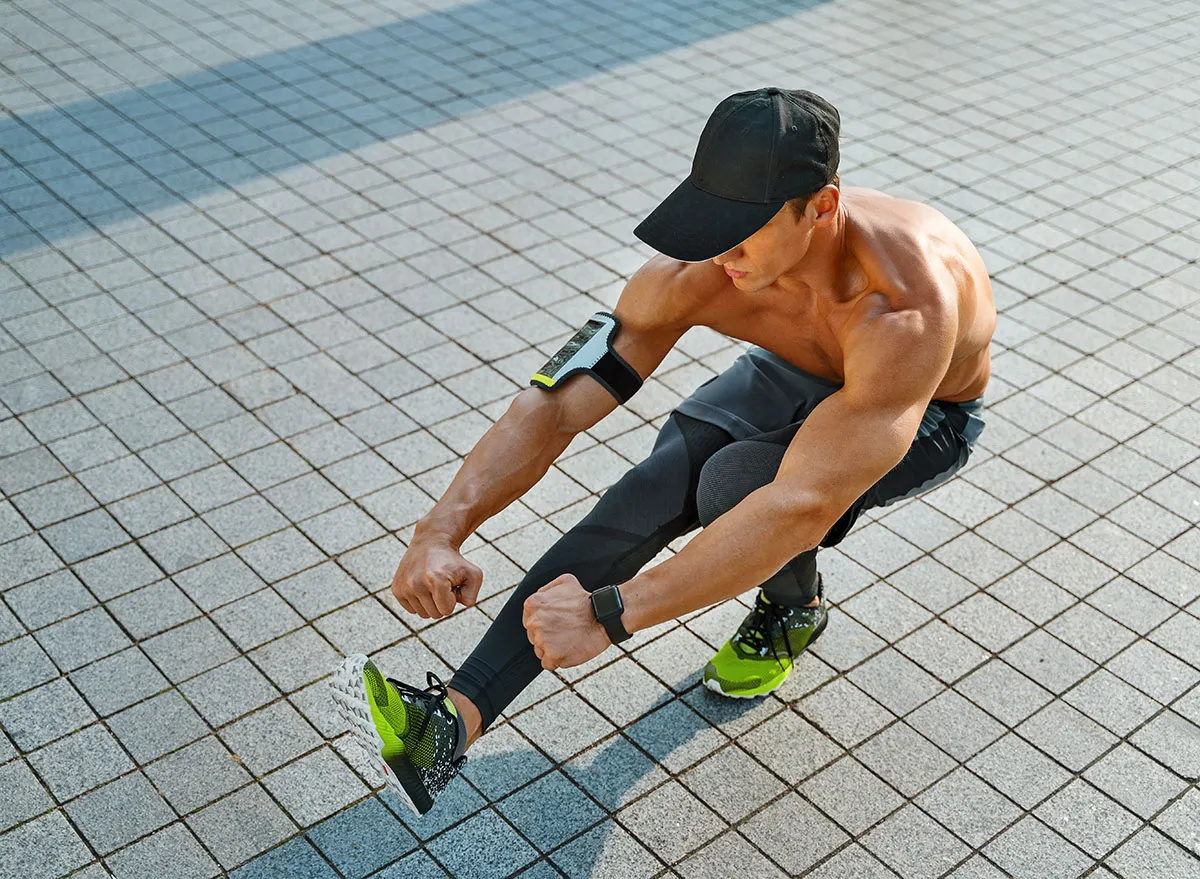 7 Best Exercises for Men to Build Strength Without Equipment