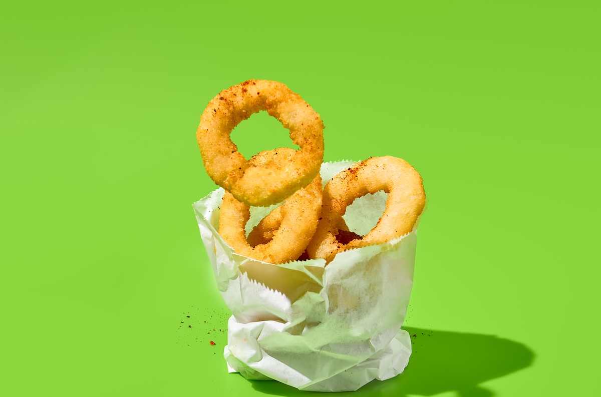 6 Chains That Use Hand-Battered Onion Rings—Not Frozen Ones from a Bag