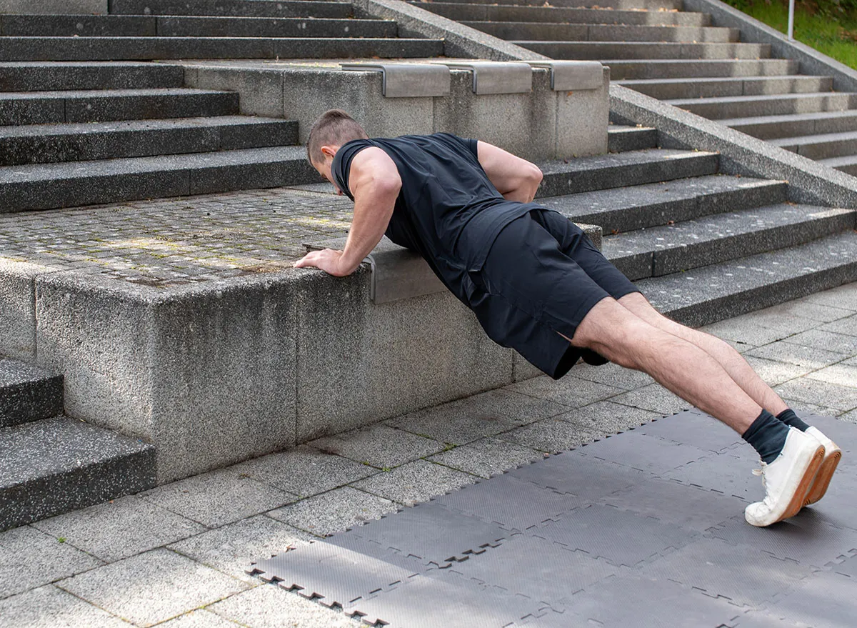 How Many Push-Ups You Should Do for Your Age