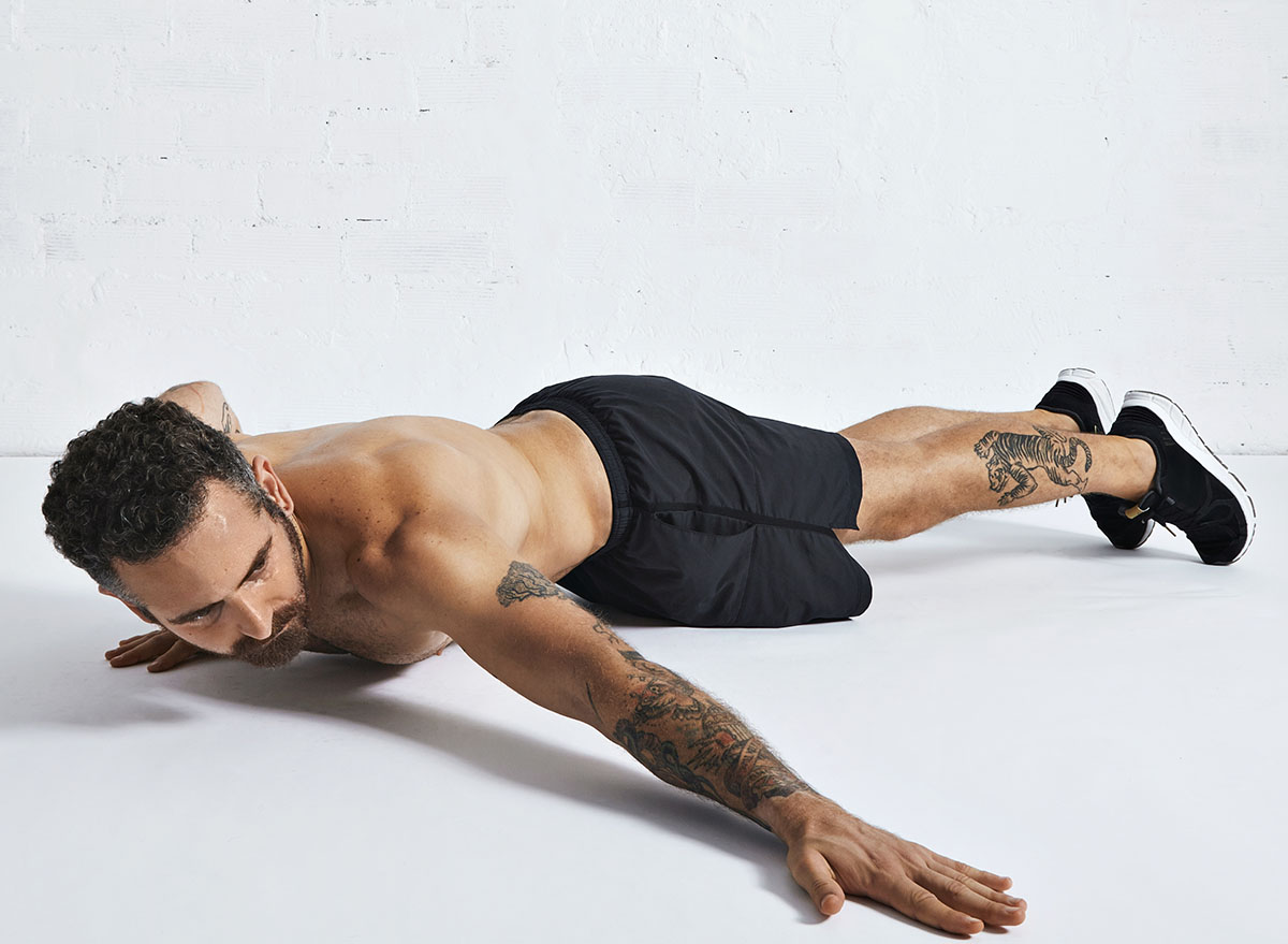 7 Best Exercises for Men to Build Strength Without Equipment