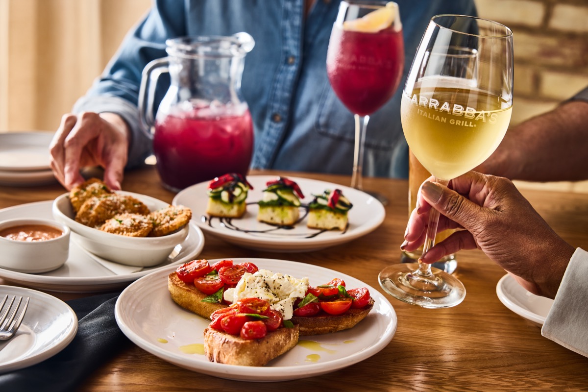 11 Best Happy Hour Deals for Food and Drinks at Popular Chains