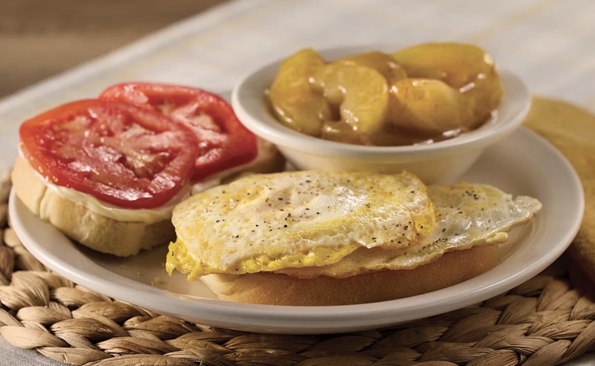 17 Best Breakfast Sandwiches at Chain Restaurants Right Now