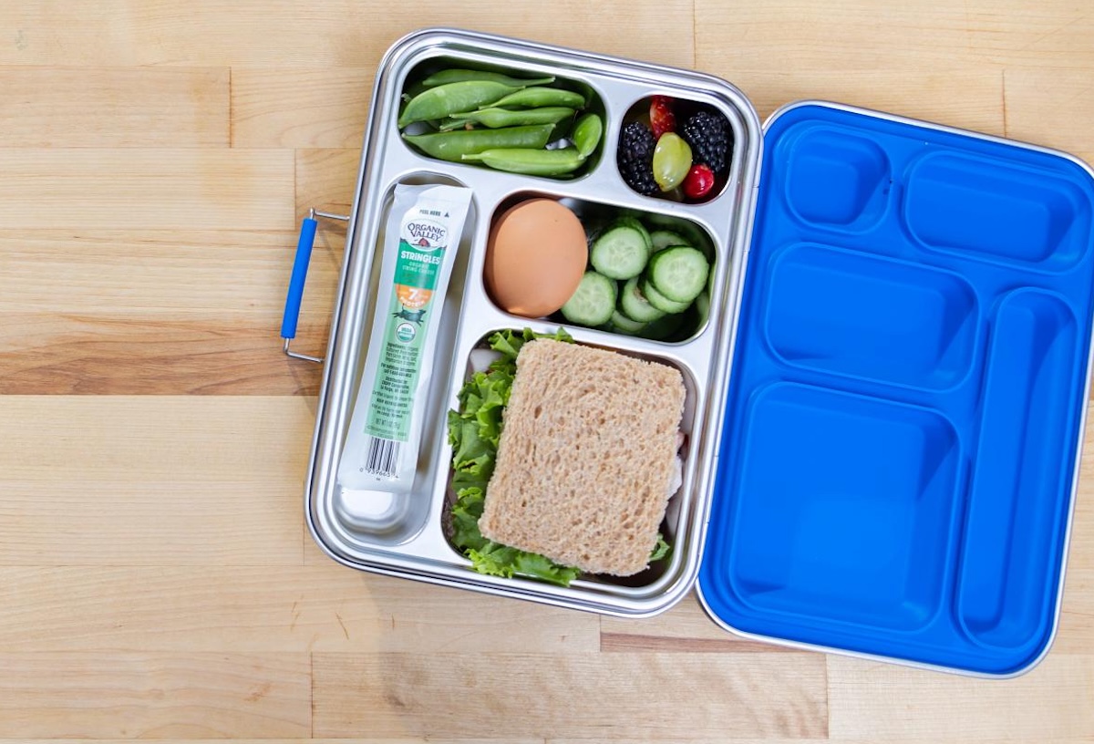 7 Healthiest Cheese Brands for a Protein-Packed Snack