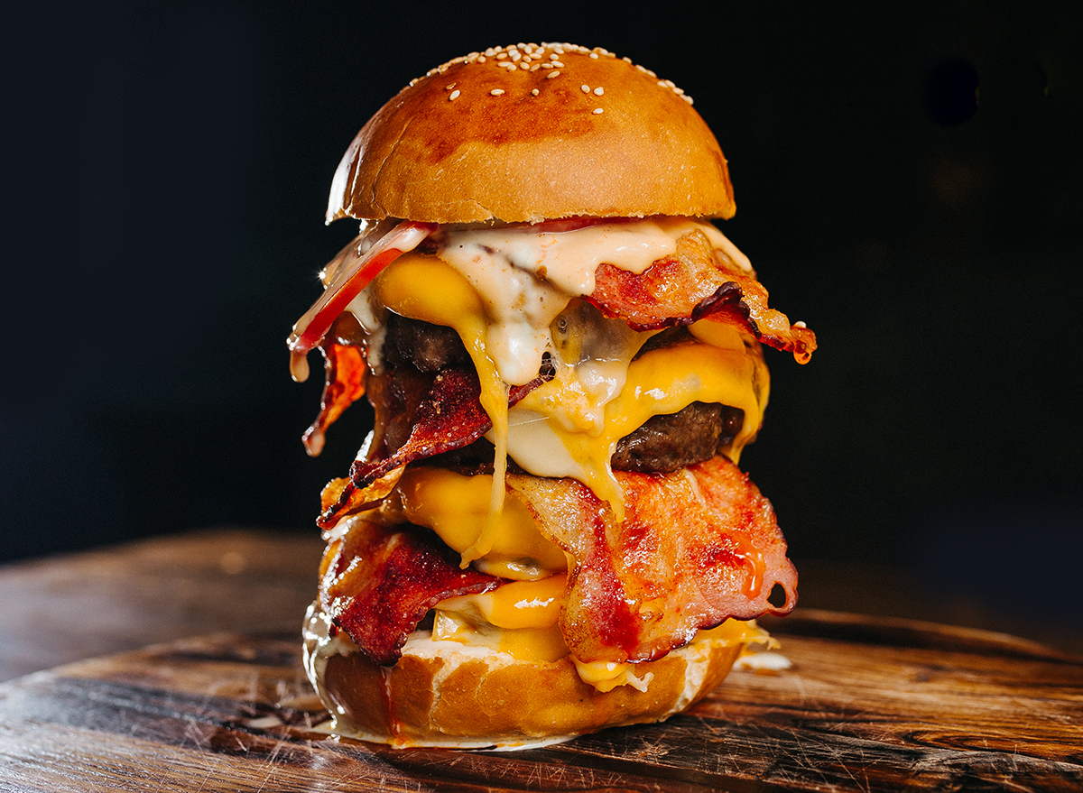 The #1 Unhealthiest Burger at 16 Fast-Food Chains—Ranked!