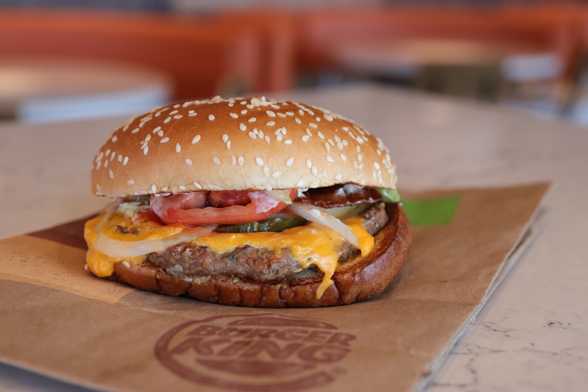 5 Fast-Food Chains That Use Real Butter on Their Burgers
